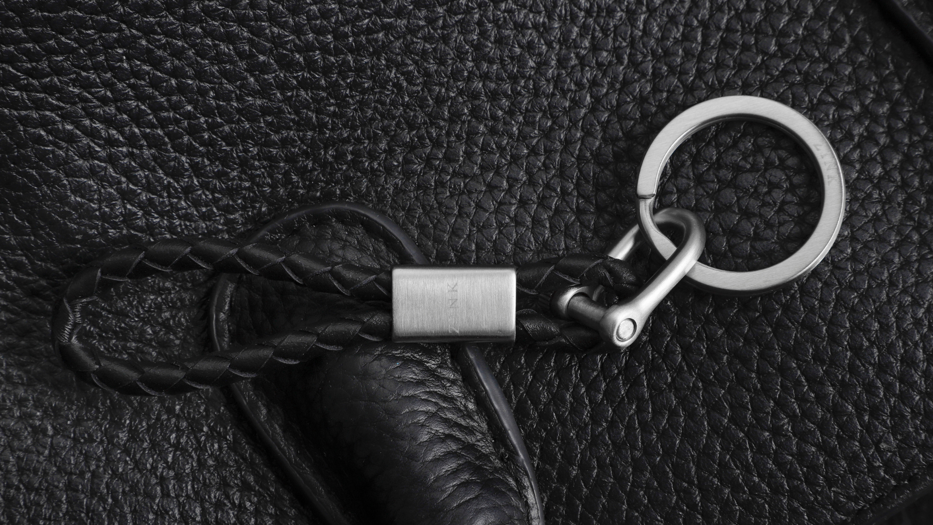 Keychains: Stylish & Functional Accessories | Shop Unique Designs – i-watch